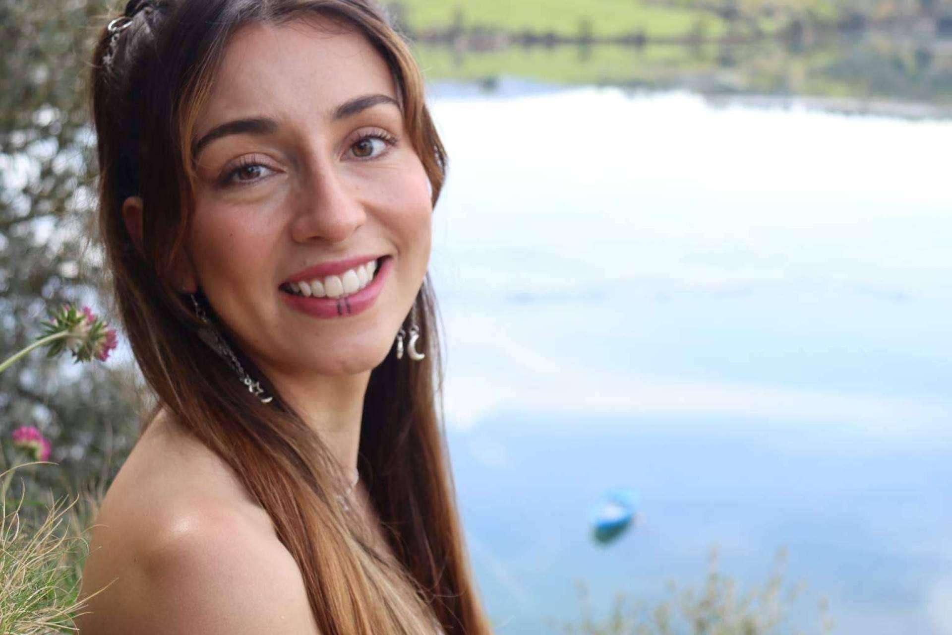 KatheYogui recalca la importancia de realizar una limpieza energética - CEDES.ES